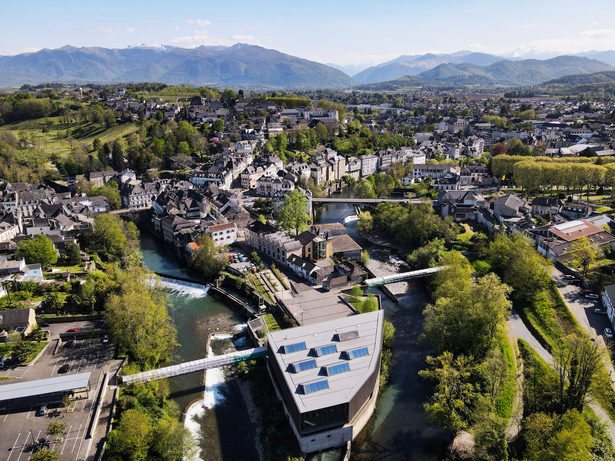 Oloron, n'attendons pas 20 ans - Le Voyage aux Pyrénées